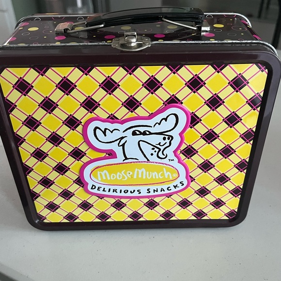 moose munch | Accents | Moose Munch Tin Like A Lunch Box Delirious ...